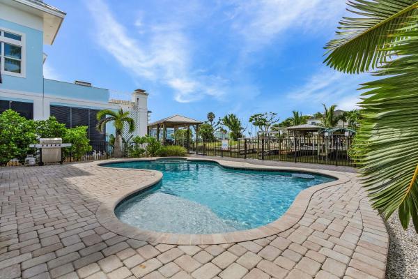 571 Seabatical- Canal Front With Pool! Home - Fort Myers Beach, FL