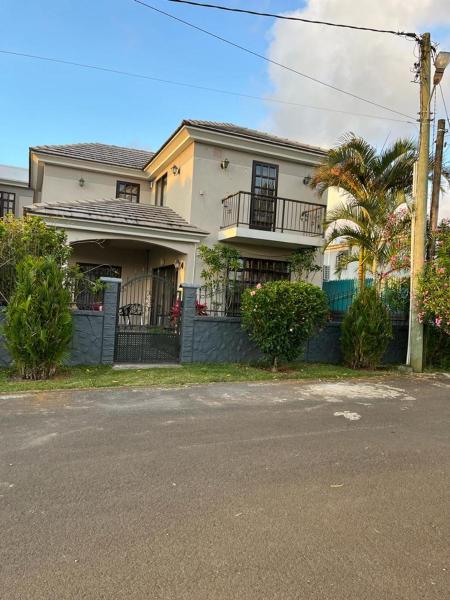 Maison Entière à Tyack, îLe Maurice - Voiture Incluse & Salle De Sport - Mauritius