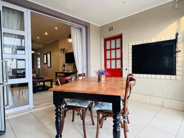 Luxurious 3 Bedroom Villa - Mossel Bay