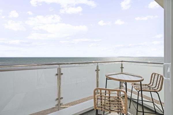 50 Seagate Court - West Wittering