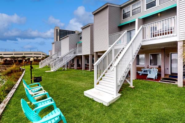 Lullwater Beach Condos 405 - Panama