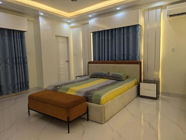 Khonikaloy 9 3bhk In Banasree C Block - Dhaka