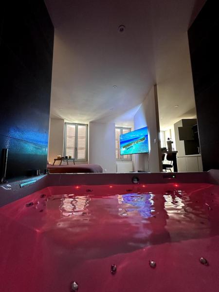 The Ponote Escape - Le Puy-en-Velay