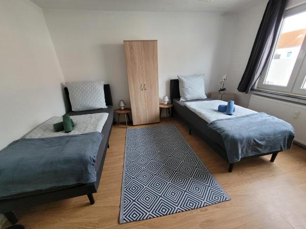 Nähe Dortmund, Geräumige Unterkunft In Castrop-rauxel Mit Top Verkehrsanbindung - Dortmund