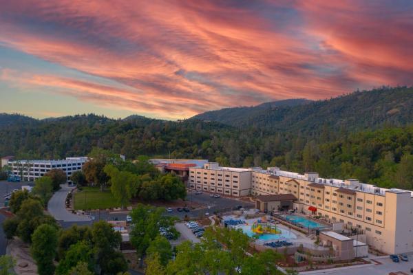 The Hotel At Black Oak Casino Resort - California