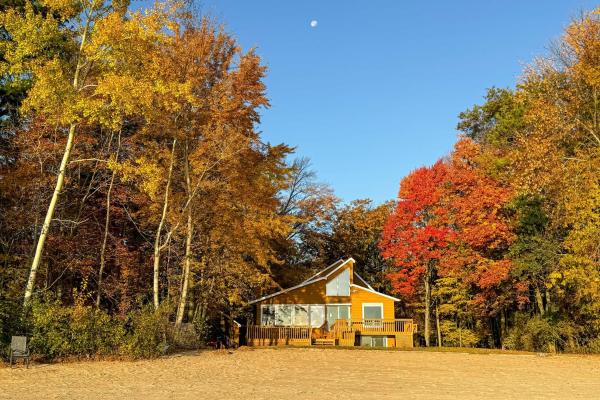 Private Beach And Deck Spacious Lake Michigan Home - Door County, WI