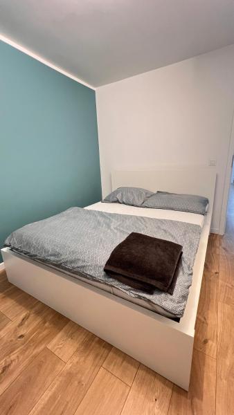 Apartment By Psie Pole - Wrocław