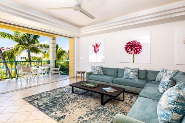 2 Bdrm Pool Marina View At The Yacht Club E12 - Turks and Caicos Islands