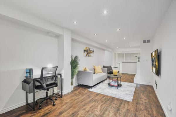 Chic And Bright 1br Apt With Free Wifi And Parking - Oshawa