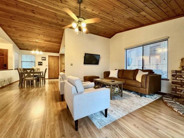 Forest View Family Home - Pollock Pines, CA