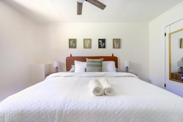 Relax And Explore - Knoxville Stay With Hot Tub And Grill - Knoxville, TN