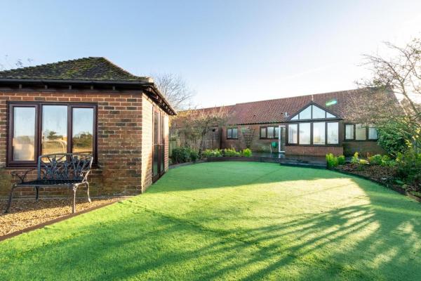 Rose Cottage - Thornham - Brancaster Beach
