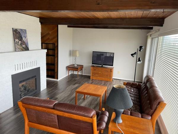 A-town Msm Charmer - Bay View, WA