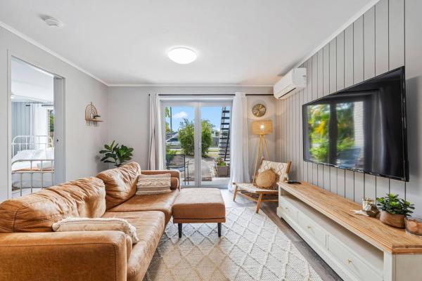 Oaklight On Truro - Steps To Torquay Beach And Dining - Hervey Bay