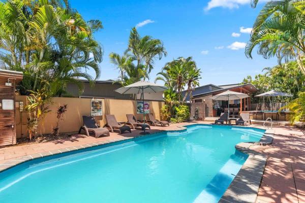 Private Poolside Villa - Hervey Bay
