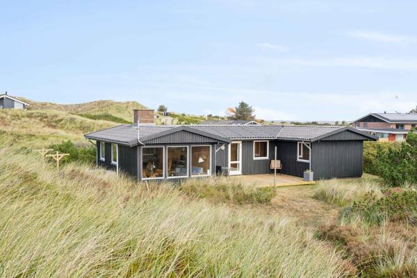 Well-kept 70s Holiday Home Near The North Sea - Hvide Sande