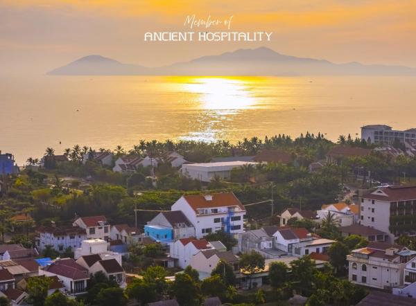 Ancient Beach Boutique & Spa - Beachfront Hotel - Da Nang, Province, Vietnam