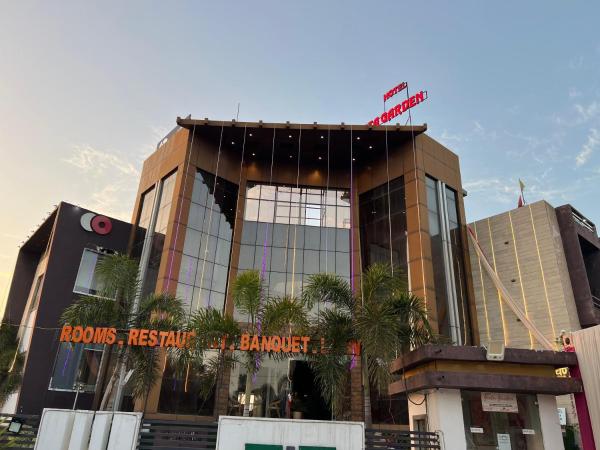 Hotel Geeta Garden Agra - Maharashtra