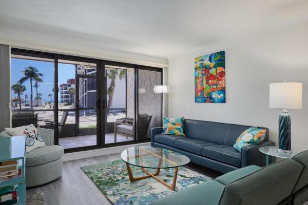 Pointe Santo C7 - Ground Floor Walk-out Pointe Santo Residence - Sanibel, FL