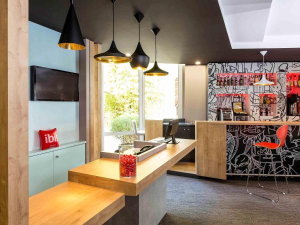 Ibis Lannion - Brittany