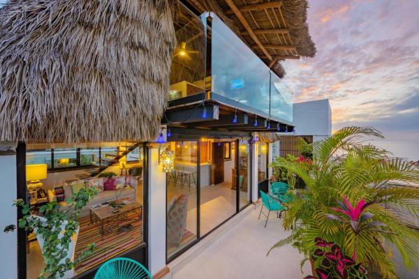 Two-level Penthouse In The Romantic Zone - Puerto Vallarta
