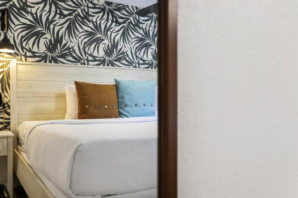 The Victoria Hotel - Fort Lauderdale, FL