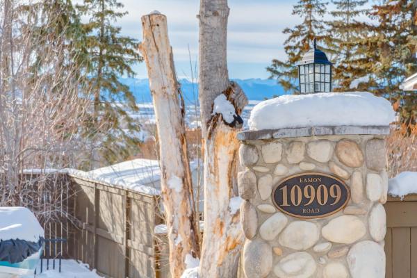Rockyview Bed & Breakfast - Calgary