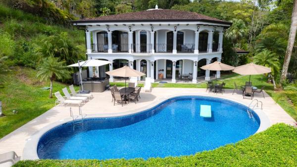 Casa Patron 6 Bdrs Pool In Los Suenos - Costa Rica