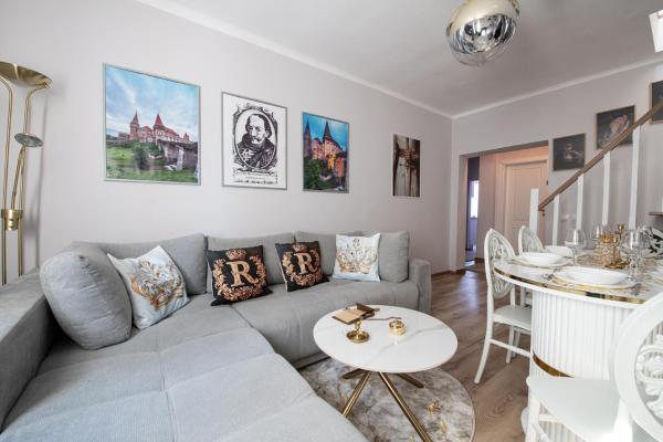 The Royal House - Județul Alba