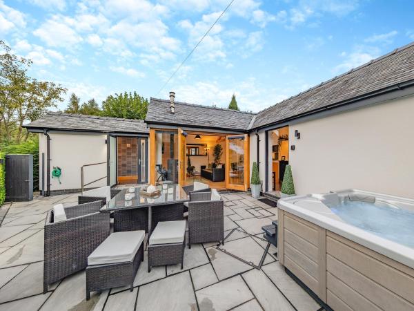 The Oaks - Llangollen