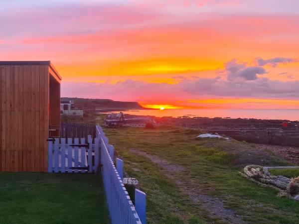 Sunrise Summerhouse - United Kingdom