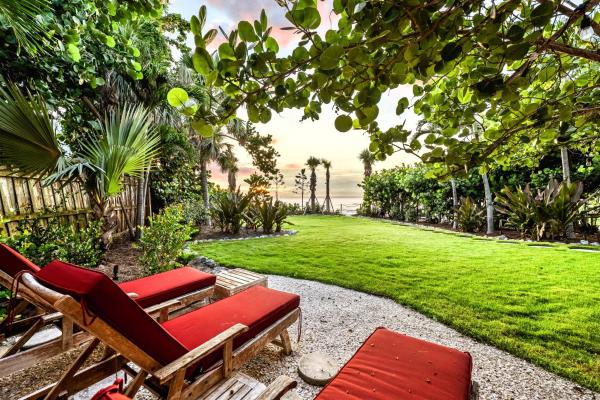 Gulf-front Charm, Guest House Suite, Direct Beach Access On Siesta Key - Siesta Key, FL