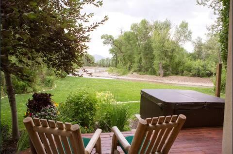 Spectacular Driggs Townhome With Hot Tub - Driggs, ID