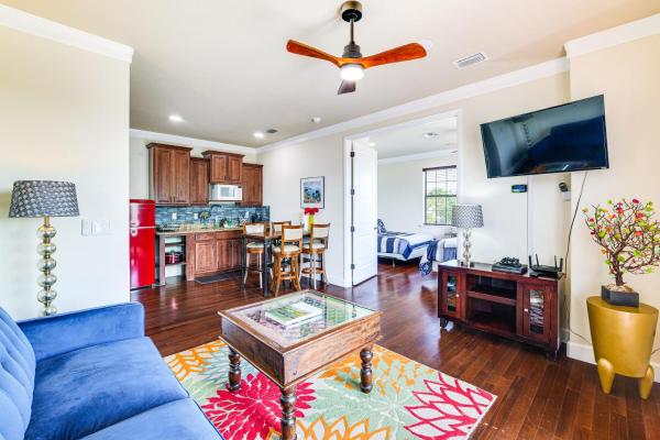 8 Mi To Disney: Pet-friendly Apt W/ Resort Perks - United States