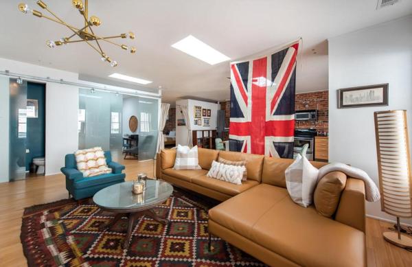 Bohemian On Barnard - Savannah, GA