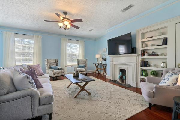 Liberty Blue By Lucky Savannah - Pooler, GA