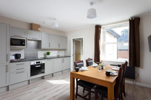 Flat 2 Garth House York - York