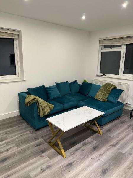 Spacious 3br Stay Near Heathrow And Central London - Surbiton