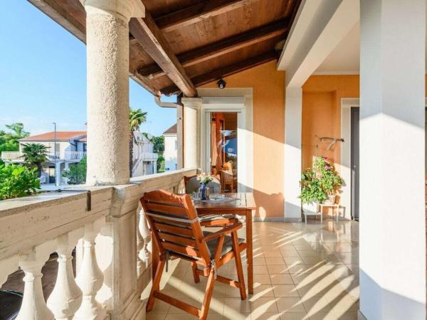 Apartment In Porec With Swimming Pool - Poreč