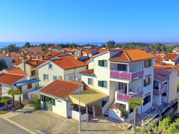 One-bedroom Apartment - Poreč