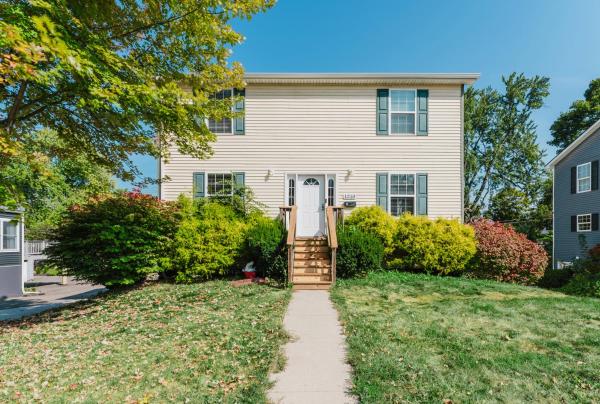Modern Renovated 3-bed Near Ann Arbor & Ypsilanti - Ypsilanti