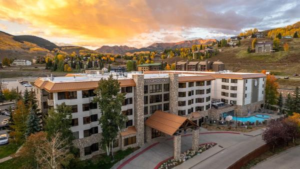 Stellar Location Pool Steam Room Gym - Emerald Lake, Crested Butte