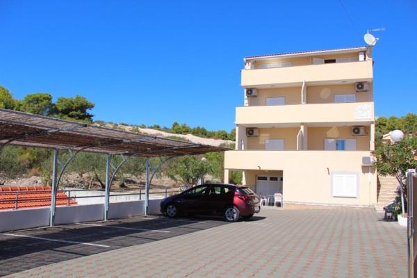 Apartment Jure - Primošten