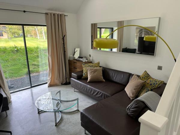 Contemporary Modern Barn - Port Lympne Safari Park