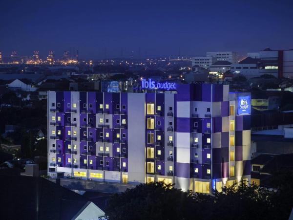 Ibis Budget Semarang Tendean - スマラン