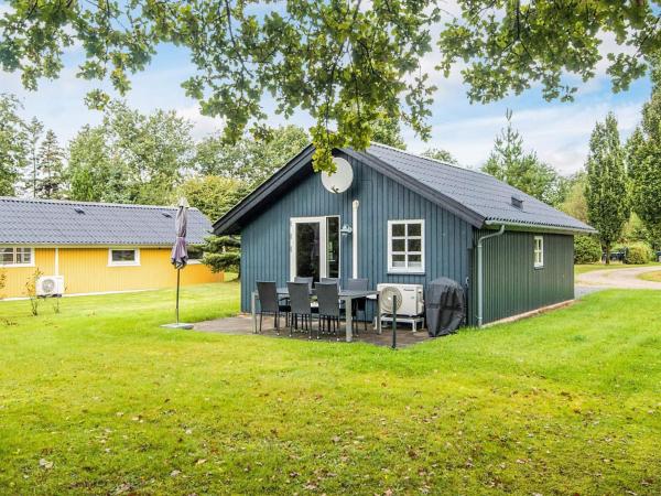 6 Person Holiday Home In Hovborg - Billund