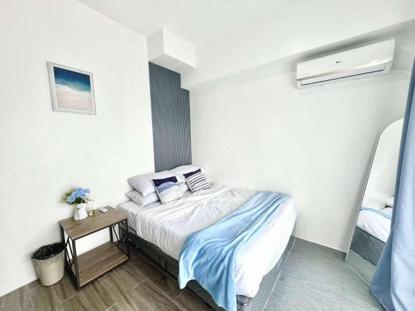 The Coastal Cove - One Bedroom - Iloilo City