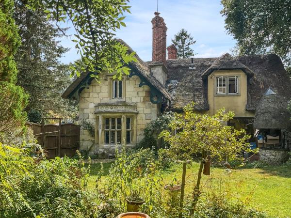 The Old Lodge - Shaftesbury