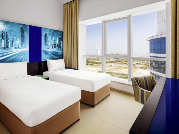 Adagio Premium Dubai Al Barsha - 