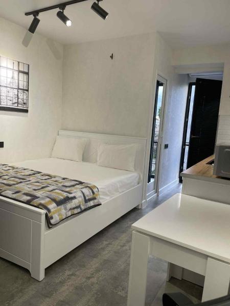 Cozy Little Apartment In The Tourist Area - Tbilissi